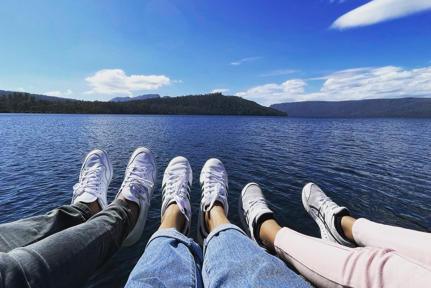 About Us - Vivid Travelogue